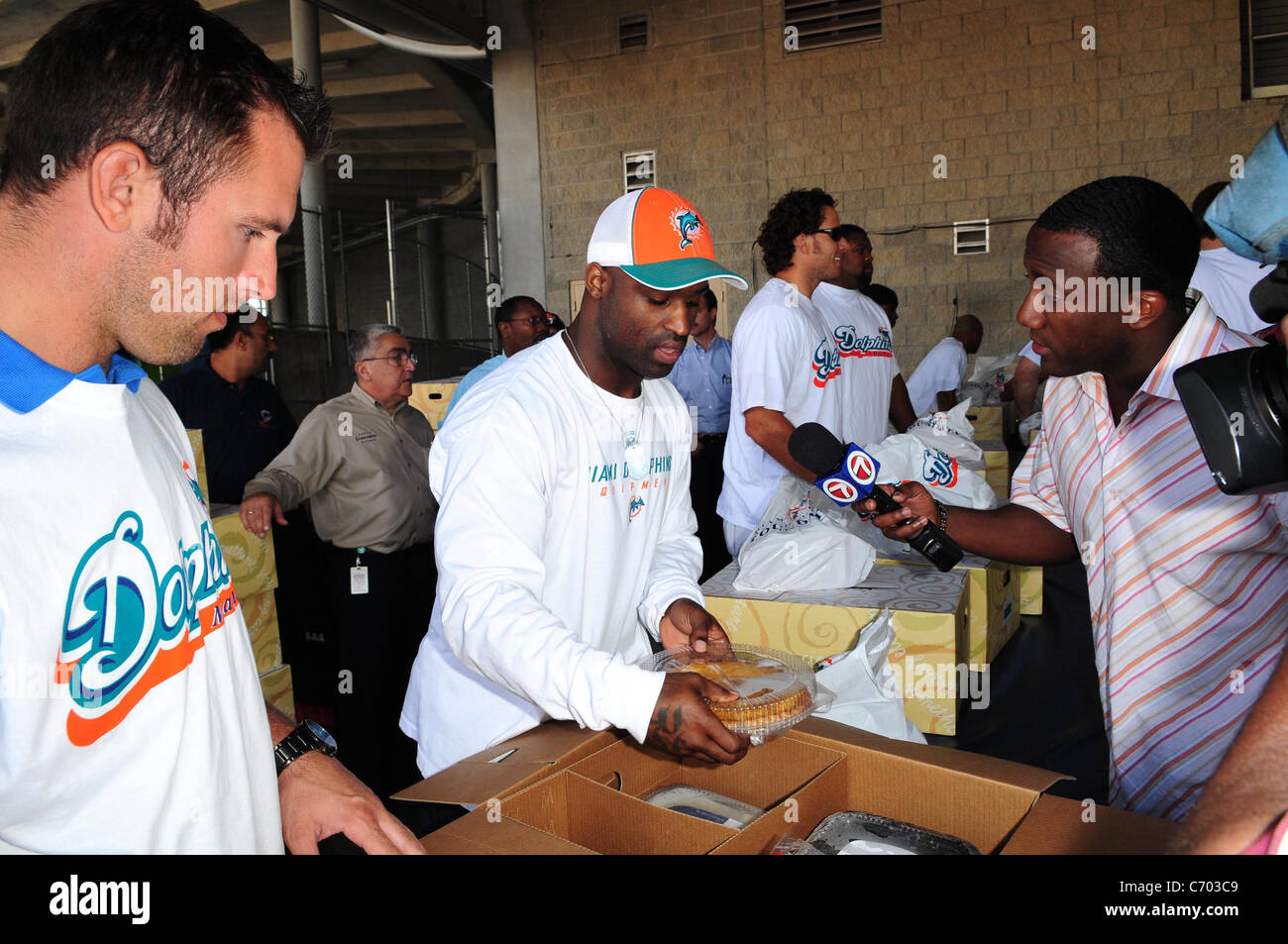Tyler Thigpen and Ricky Williams Miami Dolphins football players ...