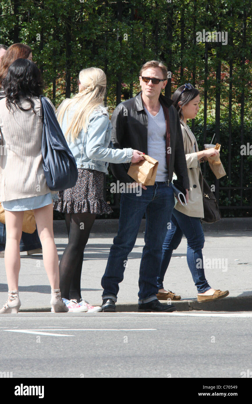 Daniel Craig out and about with friends in New York New York, USA - 03. ...