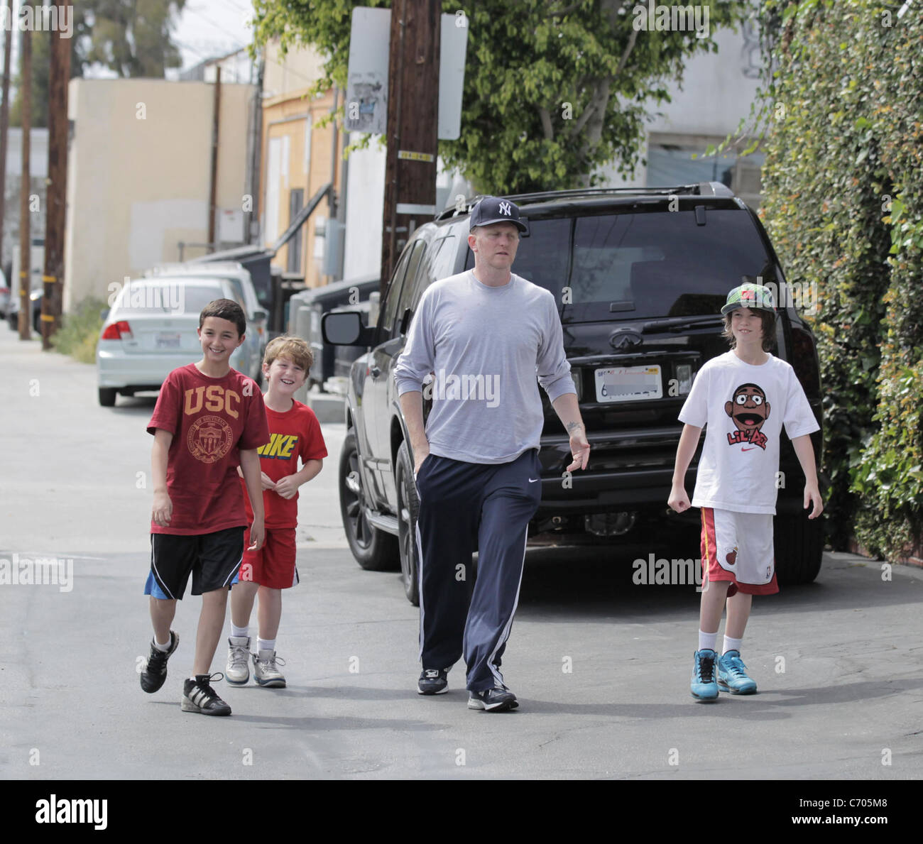 Michael Rapaport and his children arriving at Fred Segal in West ...