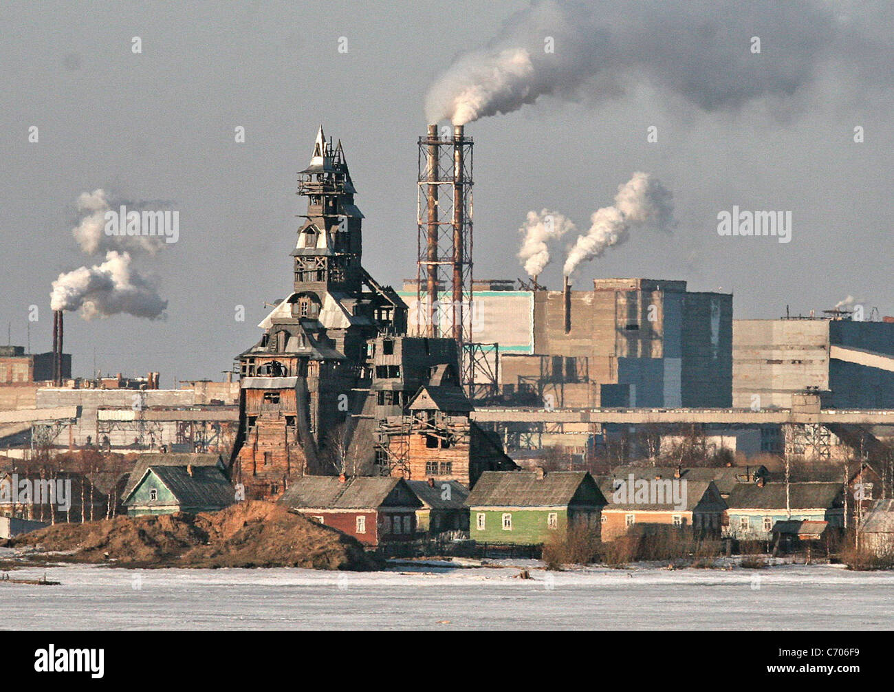 First wooden skyscraper? This wooden skyscraper was homemade by ...