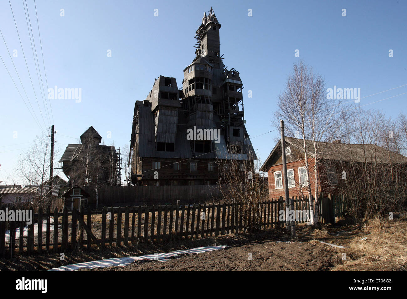 First wooden skyscraper? This wooden skyscraper was homemade by ...