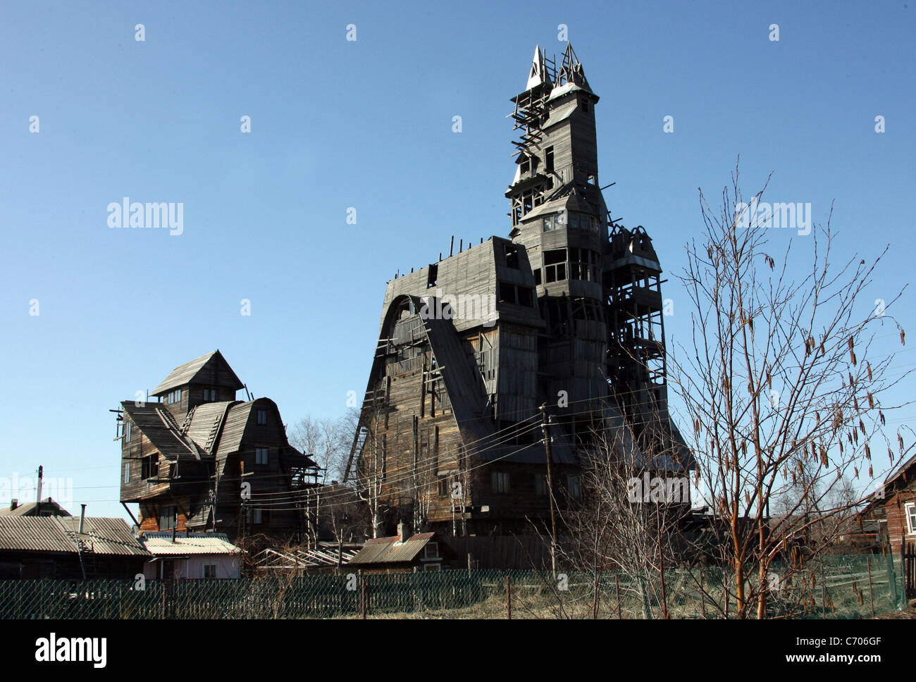 First wooden skyscraper? This wooden skyscraper was homemade by ...