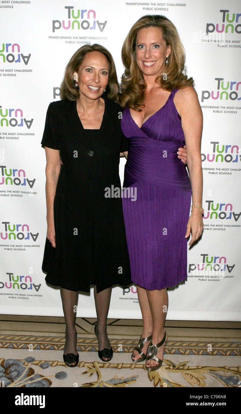 Simone levinson hi-res stock photography and images - Alamy