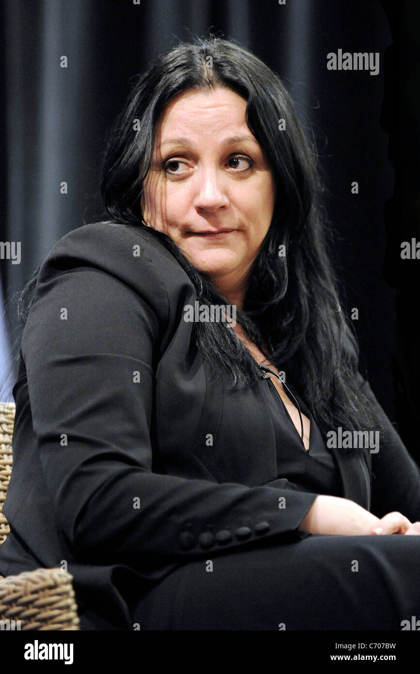 Kelly Cutrone at Eaton Centre's Indigo Bookstore for the Canadian ...