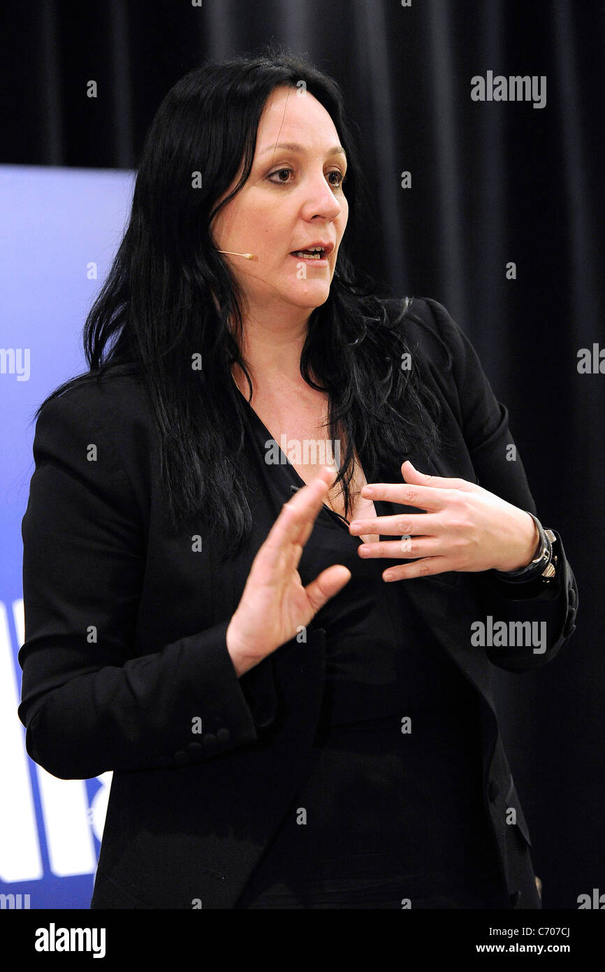 Kelly Cutrone at Eaton Centre's Indigo Bookstore for the Canadian ...