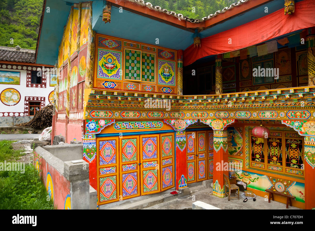 Tibet Tibetan style home house houses accommodation living apartment ...