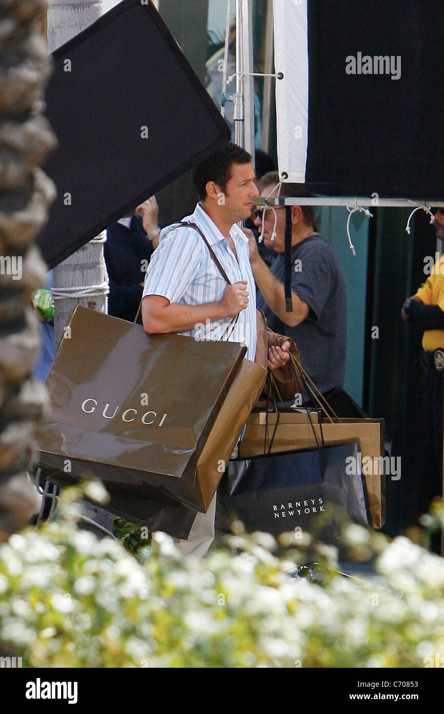 Adam Sandler filming his new movie 'Just Go With It' on Rodeo Drive ...