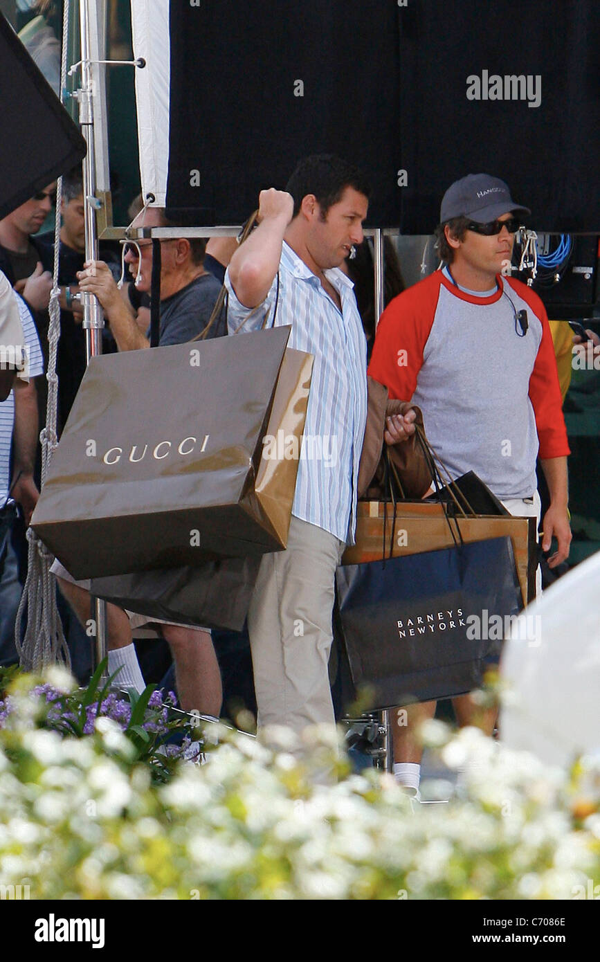 Adam Sandler filming his new movie 'Just Go With It' on Rodeo Drive ...