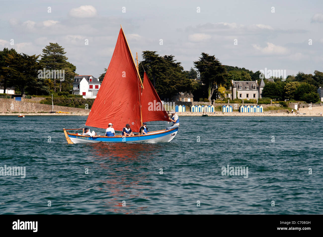 Yole boat hi-res stock photography and images - Alamy