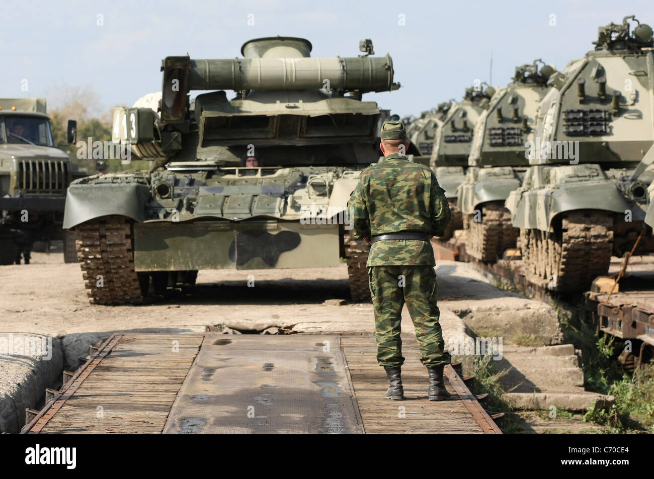 Russia and Belarus begin joint military exercise Russia sends soldiers ...