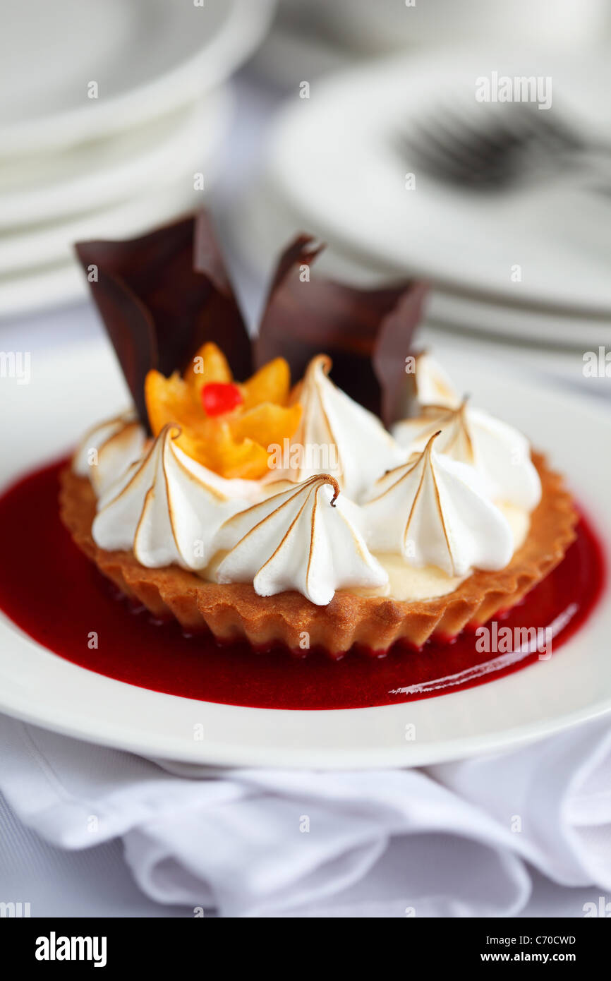 raspberry lemon meringue tart Stock Photo - Alamy