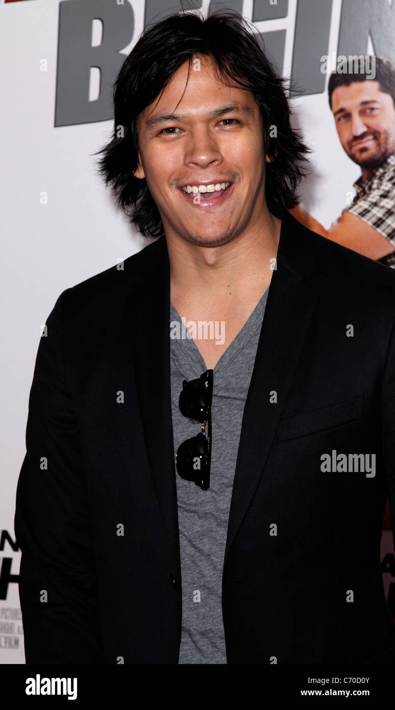 Chaske Spencer, Premiere of 'The Bounty Hunter' at Ziegfeld Theatre ...