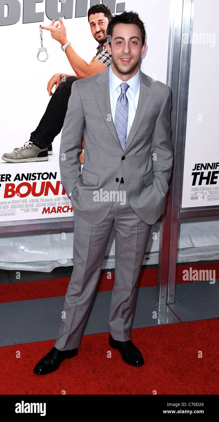 Adam Rose, Premiere of 'The Bounty Hunter' at Ziegfeld Theatre ...