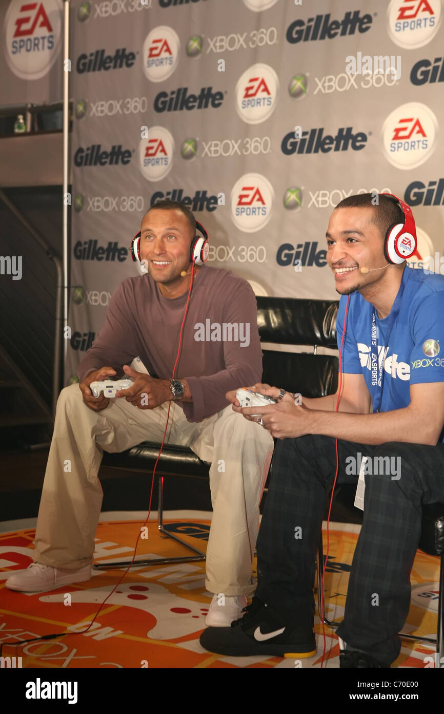 Derek Jeter plays boxing against David Wright the Gillette - EA SPORTS ...