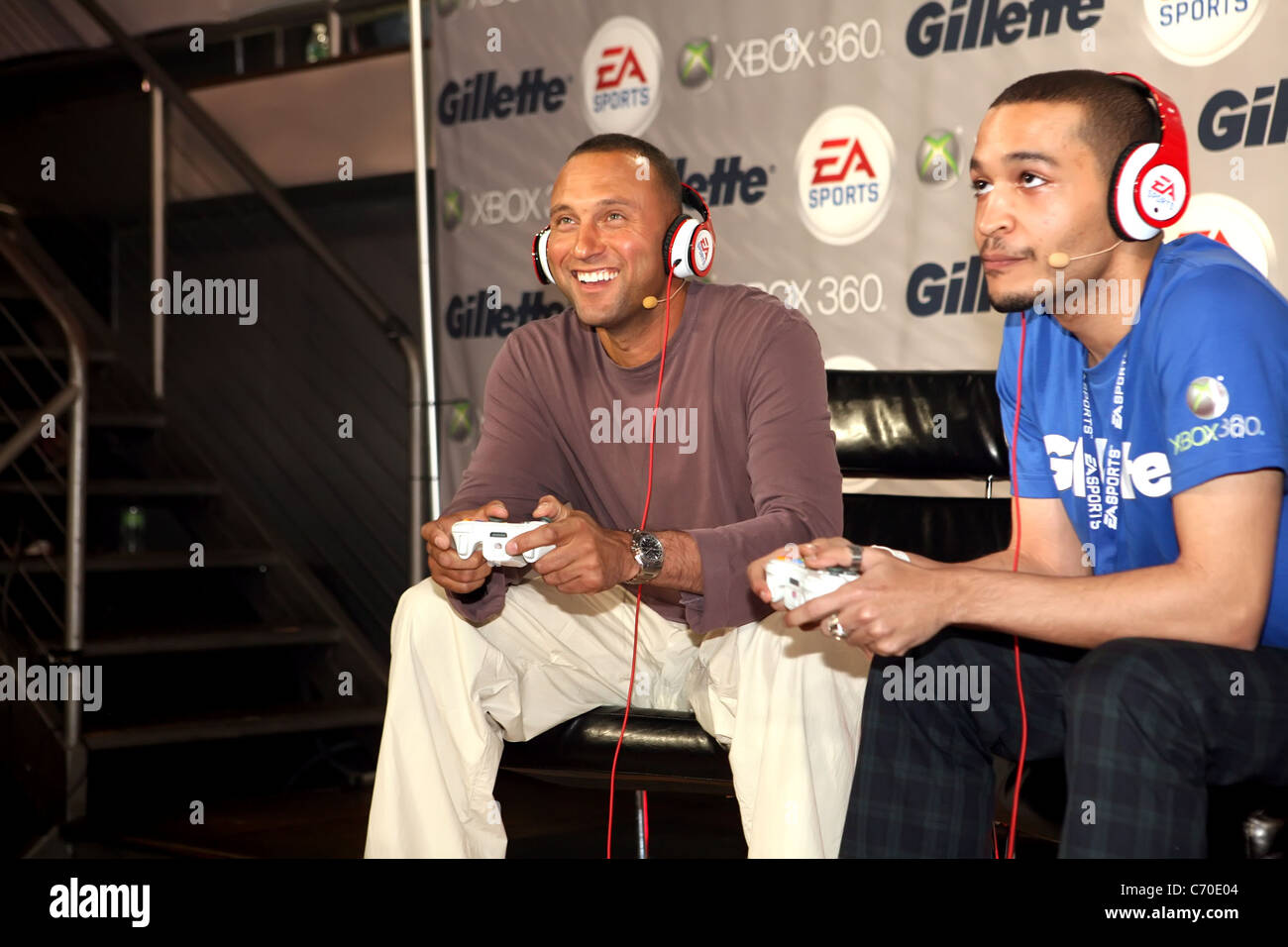Derek Jeter plays boxing against David Wright the Gillette - EA SPORTS ...