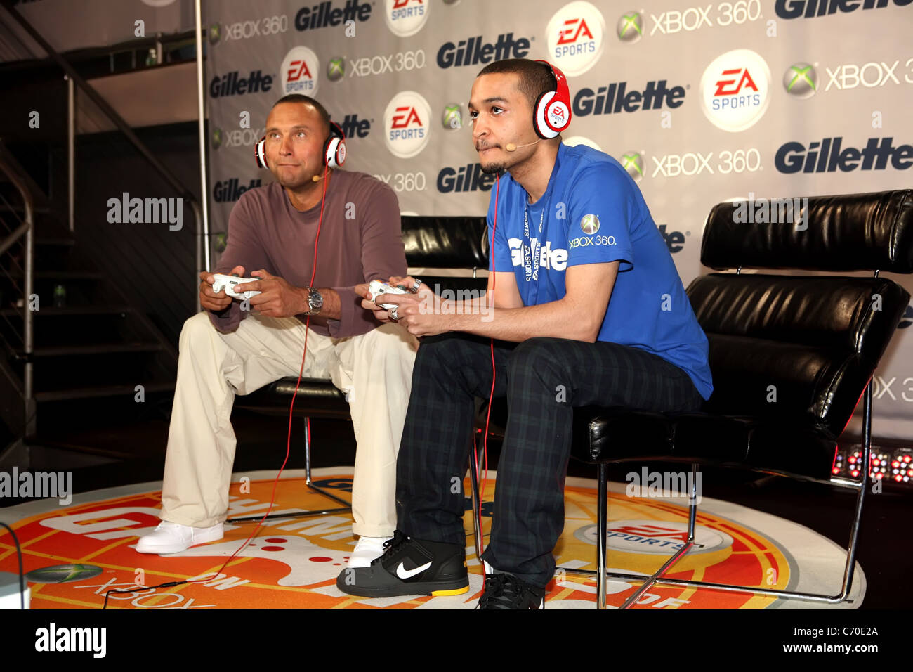 Derek Jeter plays boxing against David Wright the Gillette - EA SPORTS ...