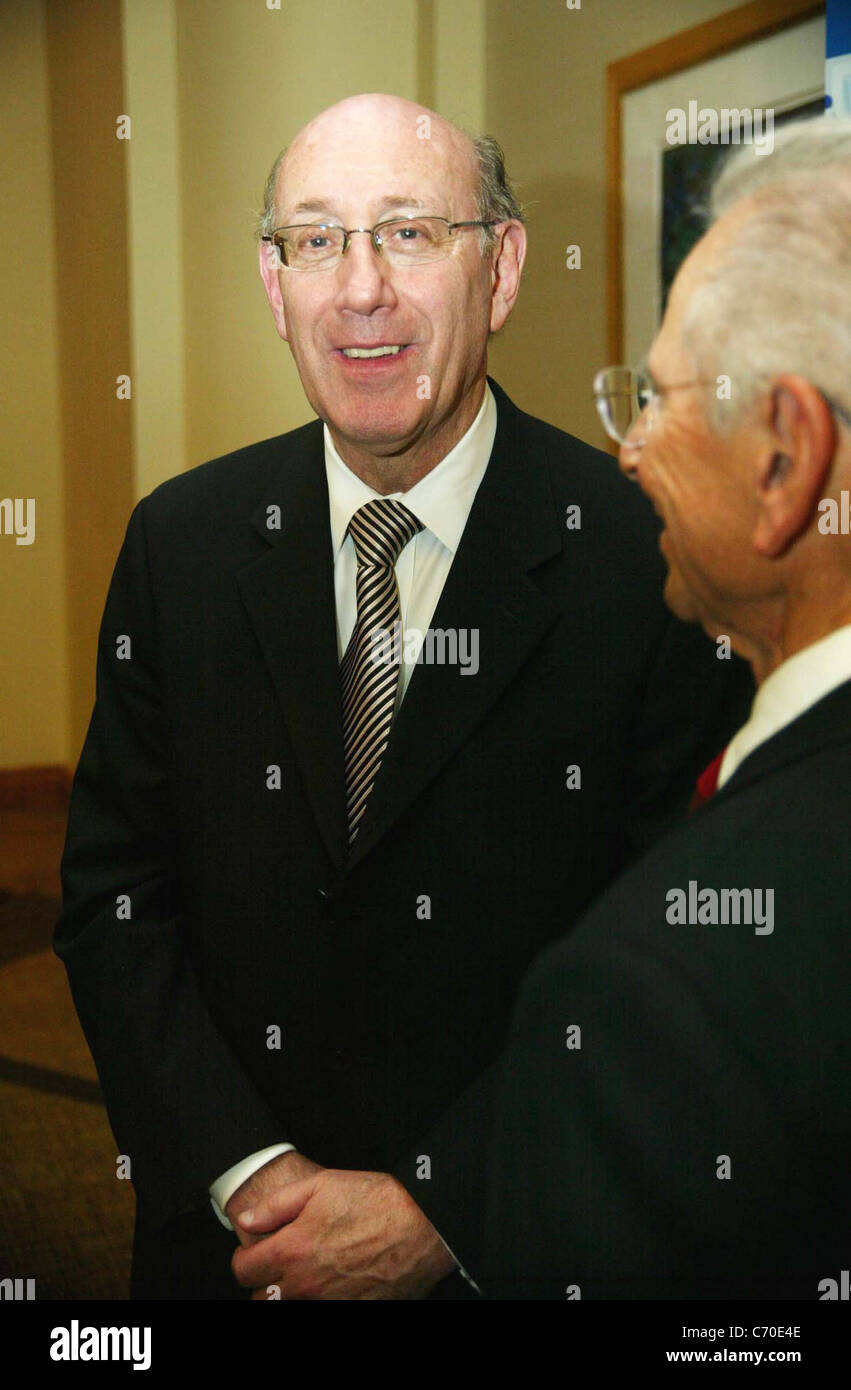 Ken feinberg president pay czar hi-res stock photography and images - Alamy