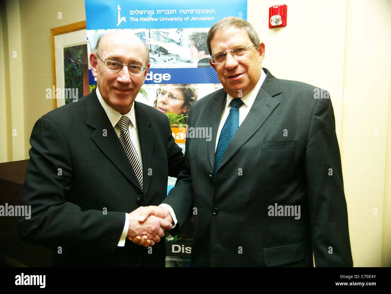 Ken feinberg president pay czar hi-res stock photography and images - Alamy