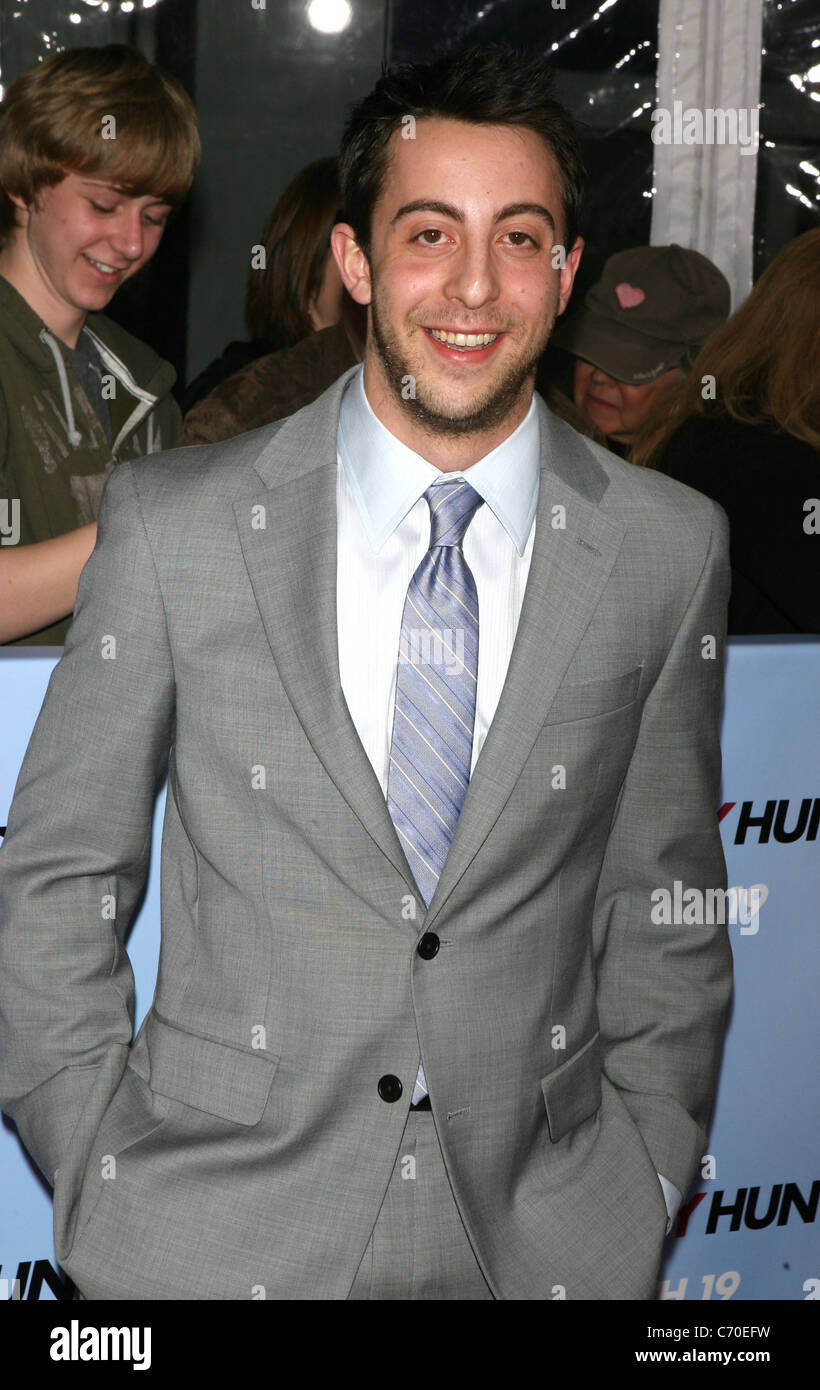 Adam Rose Premiere of 'The Bounty Hunter' at Ziegfeld Theatre ...