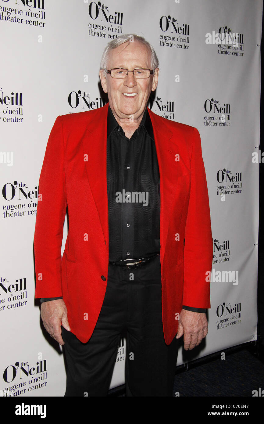 Len Cariou High Resolution Stock Photography and Images - Alamy