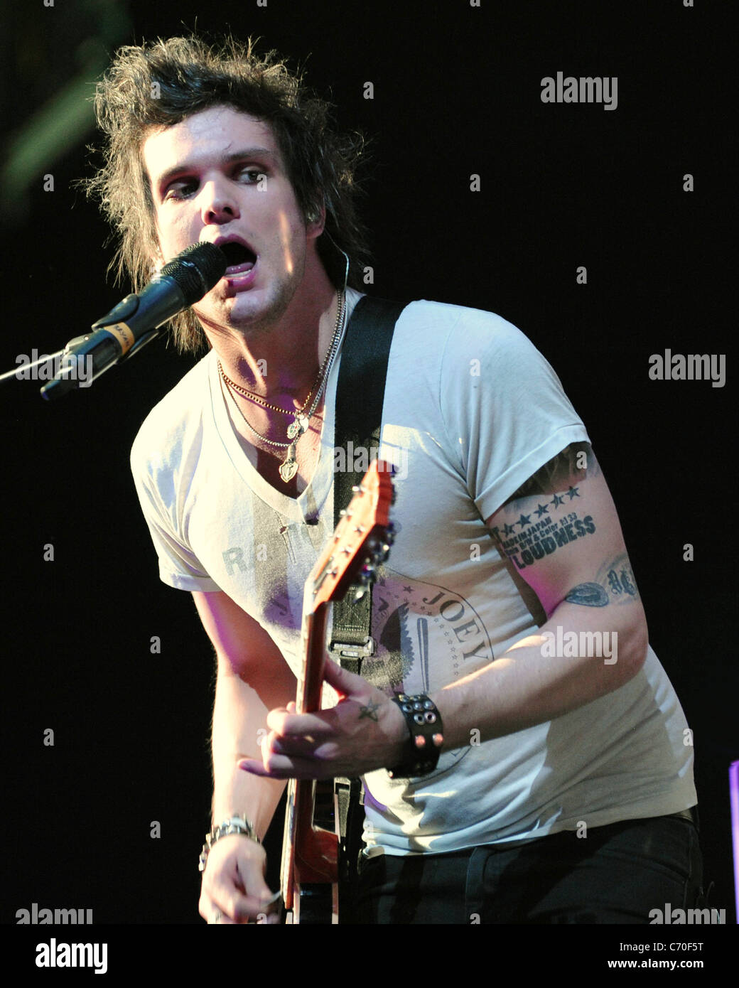 Martin Johnson of the band, 'Boys Like Girls' performing live on stage ...
