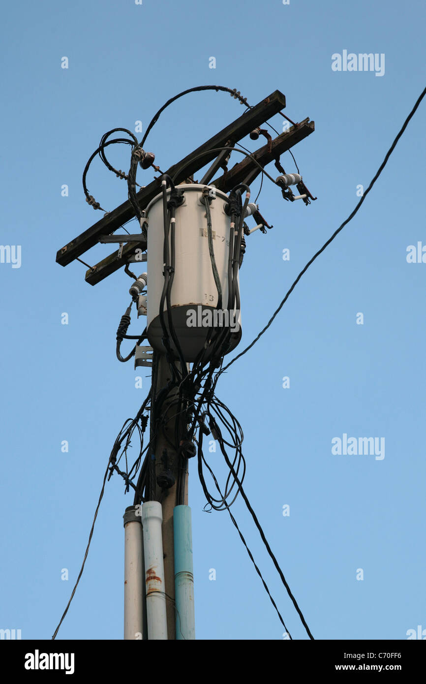 Electric post with transformer hi-res stock photography and images - Alamy