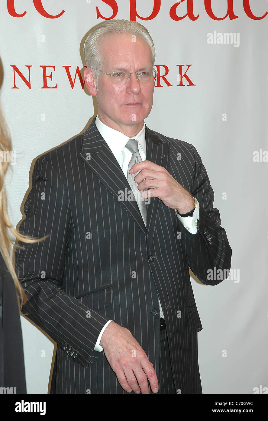 Tim Gunn makes an instore appearance at Bloomindale's Chestnut Hill ...