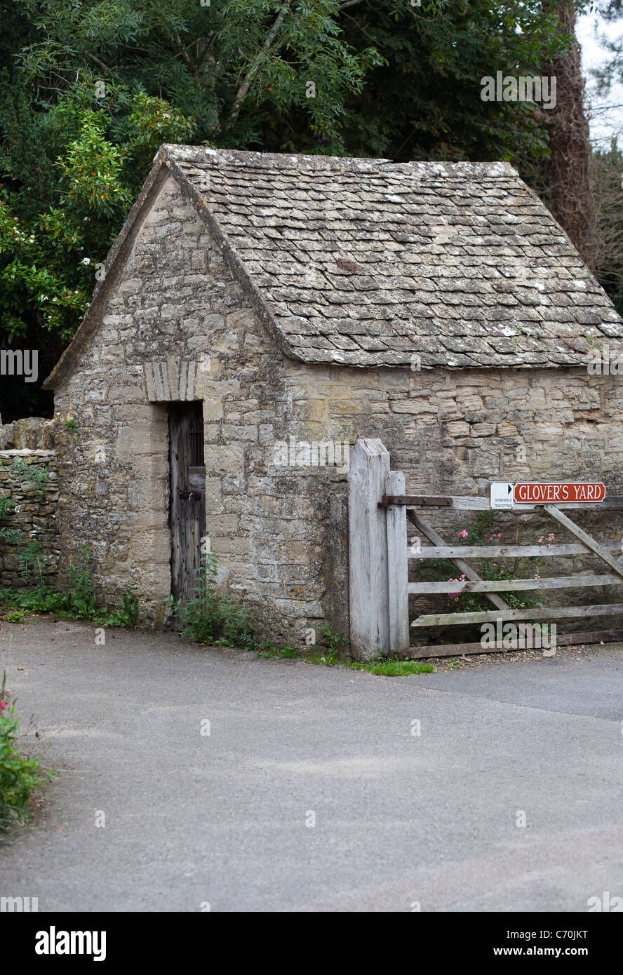 Old village lockup hi-res stock photography and images - Alamy