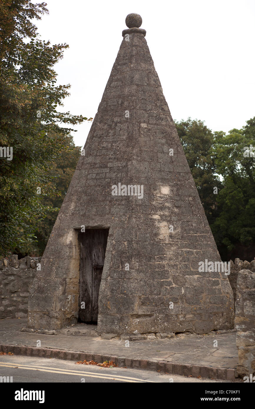 Wheatley village hi-res stock photography and images - Alamy