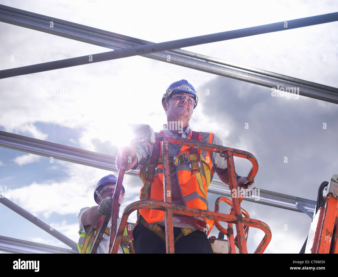 Man Cherry Picker High Resolution Stock Photography and Images - Alamy