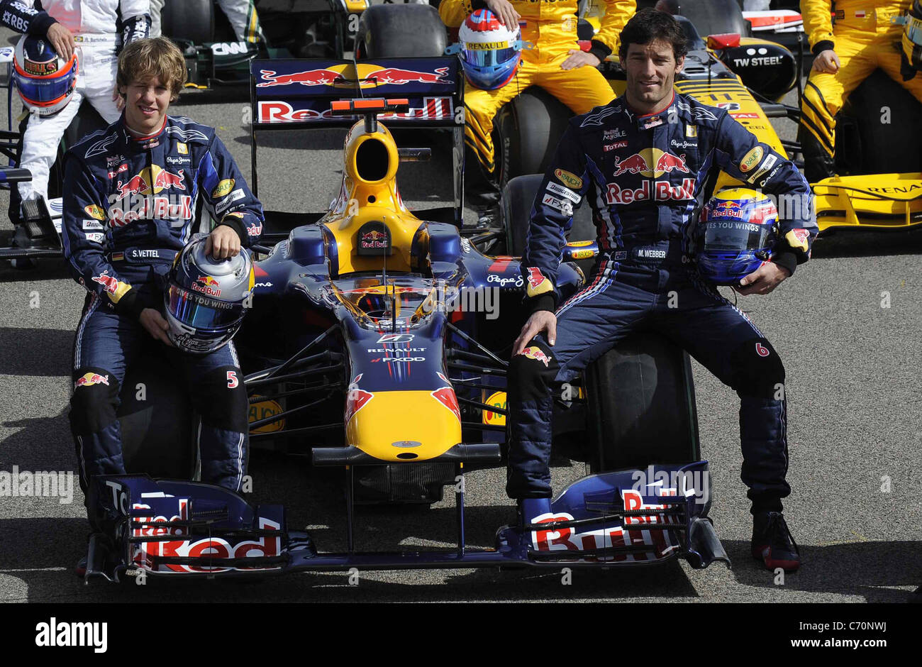Red Bull drivers Sebastian Vettel and Mark Webber, Formula 1 Season ...