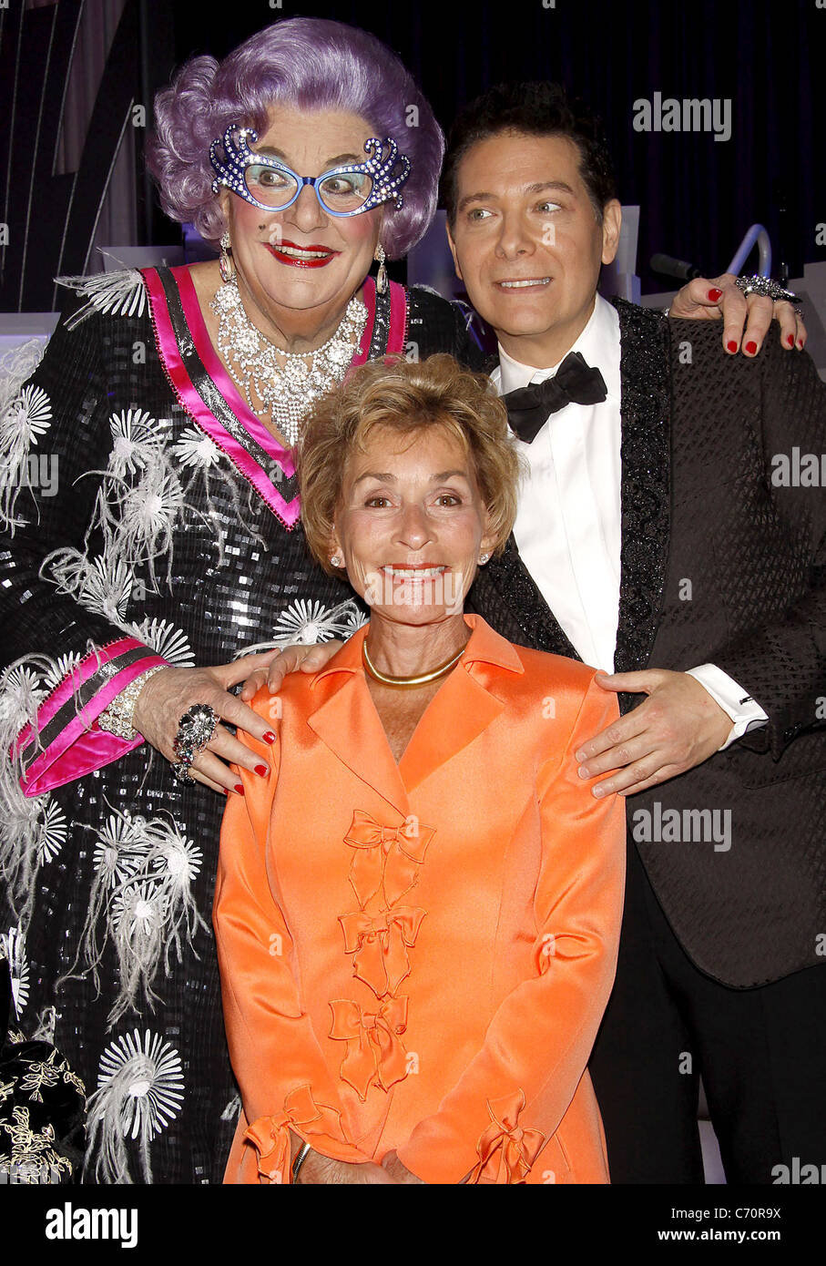 Dame Edna Everage,Michael Feinstein, and Judge Judy Sheindlin backstage ...