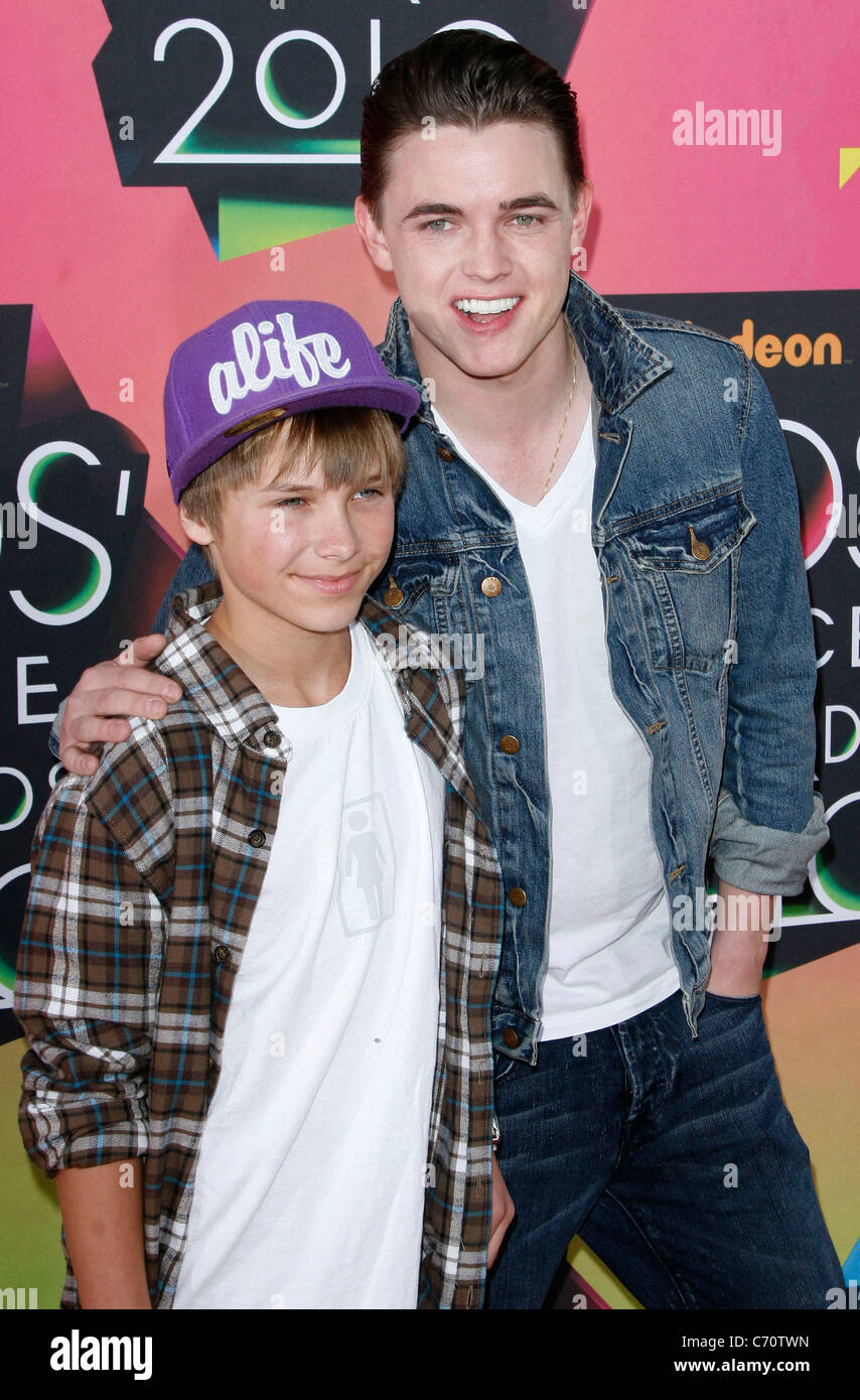 Jesse McCartney and guest Nickelodeon's 23rd Annual Kids' Choice Awards ...