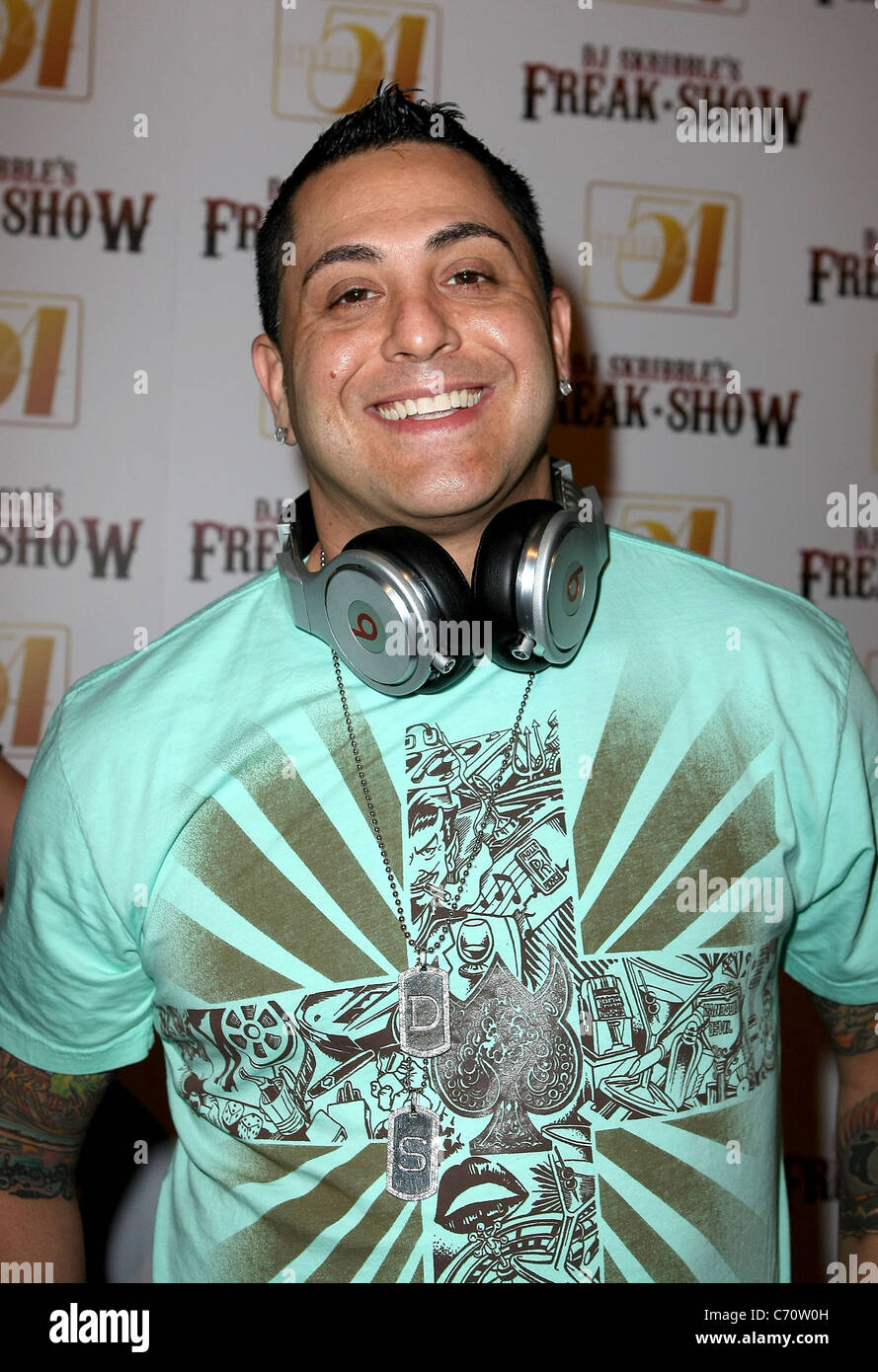 DJ Skribble Rock legend Dave Navarro joins DJ Skribble at Studio 54 for Freak Show at the MGM ...
