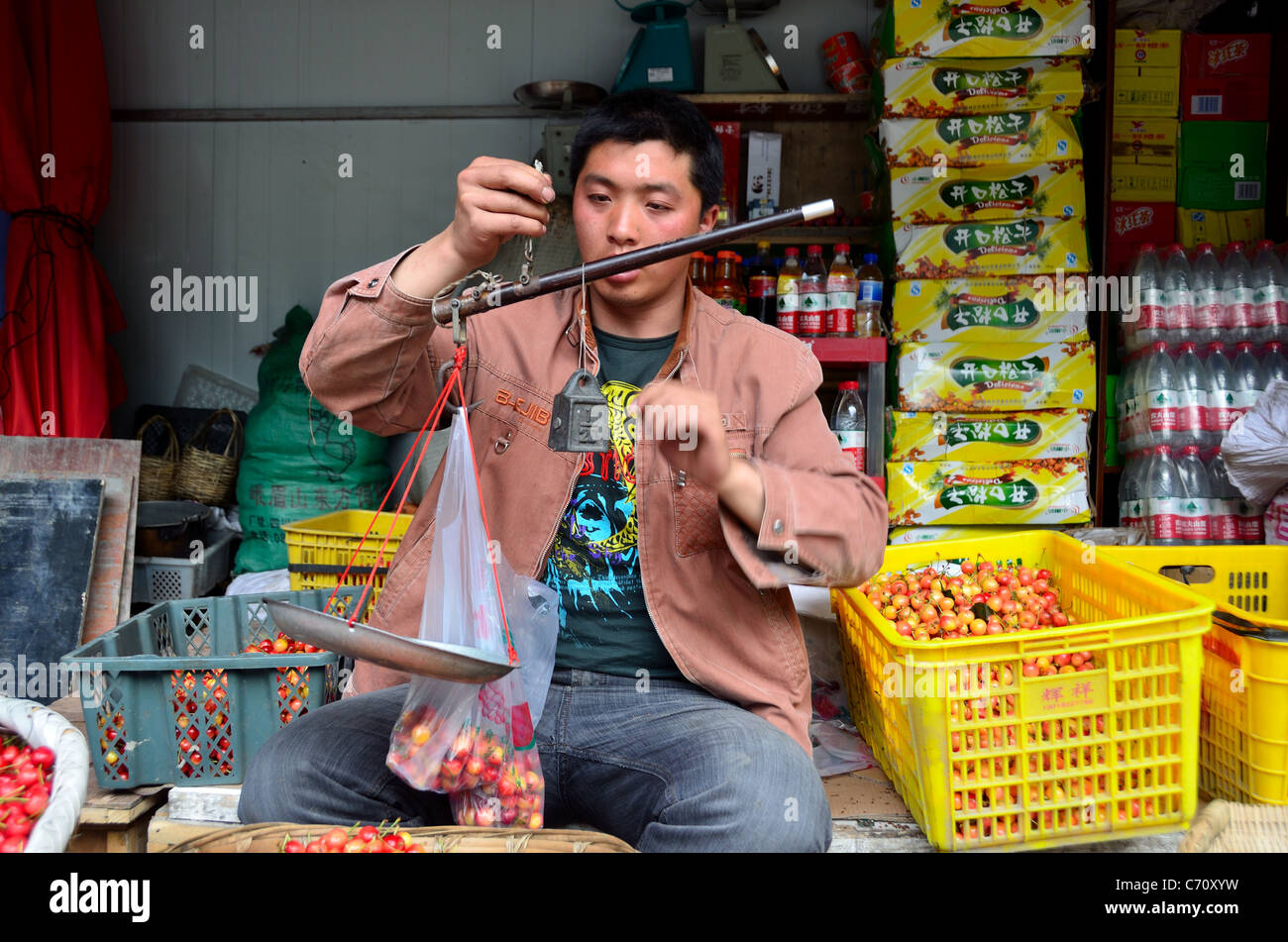 Bag selling stand hi-res stock photography and images - Alamy