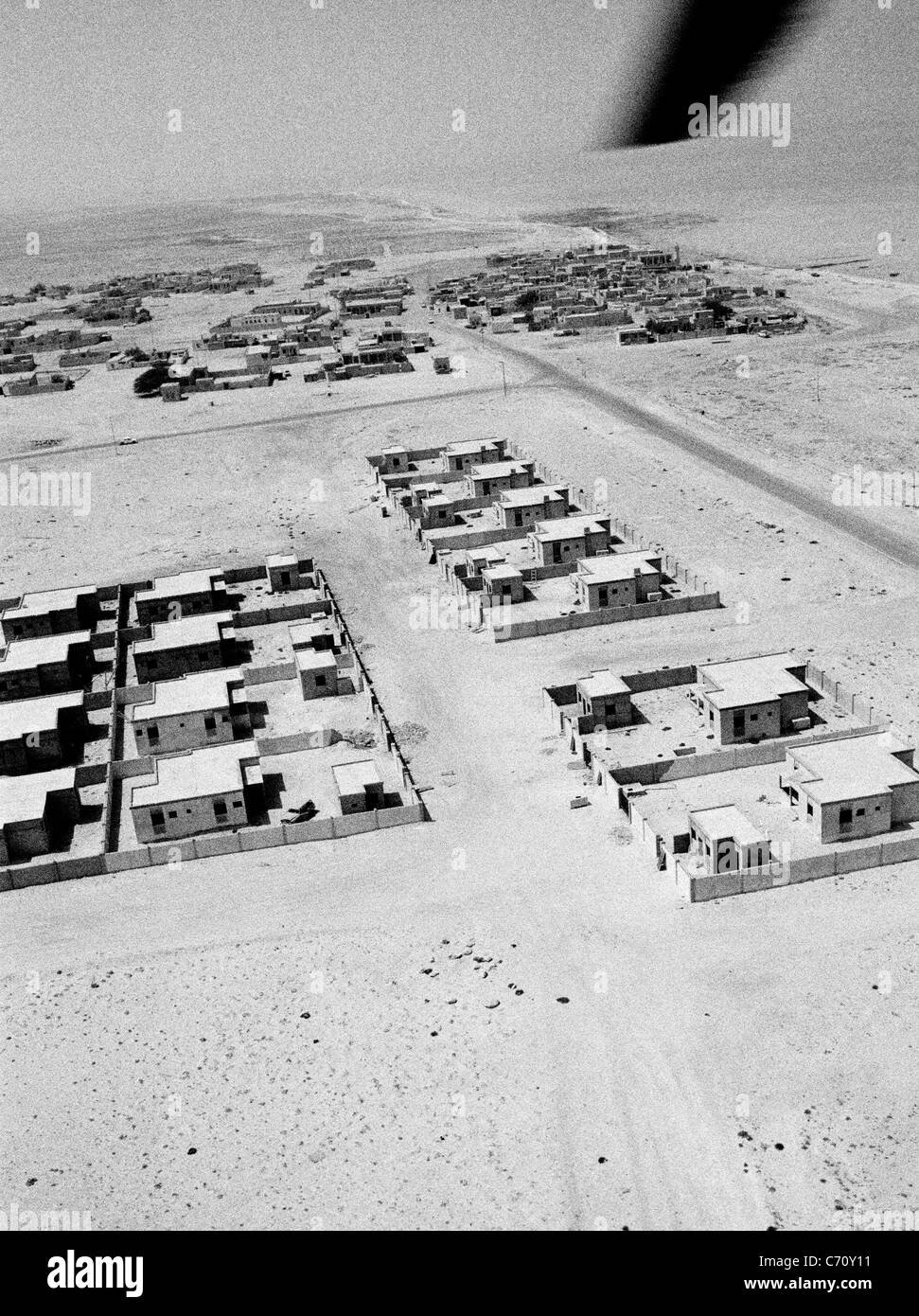 Dubai 1970s aerial Black and White Stock Photos & Images - Alamy