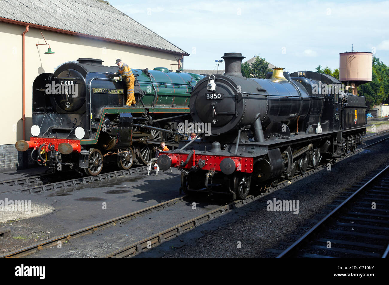 Unique BR Standard pacific "Duke of Gloucester" No 71000 alongside ...