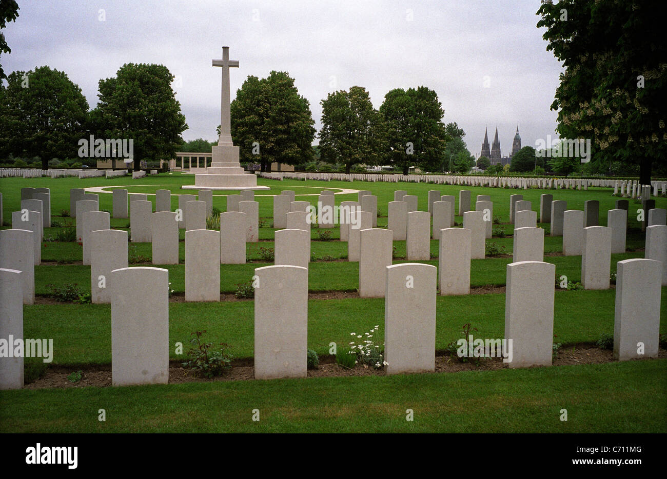 Bayeux cemetery Normandy Northern France. WW1 and WW2 Cemeteries ...