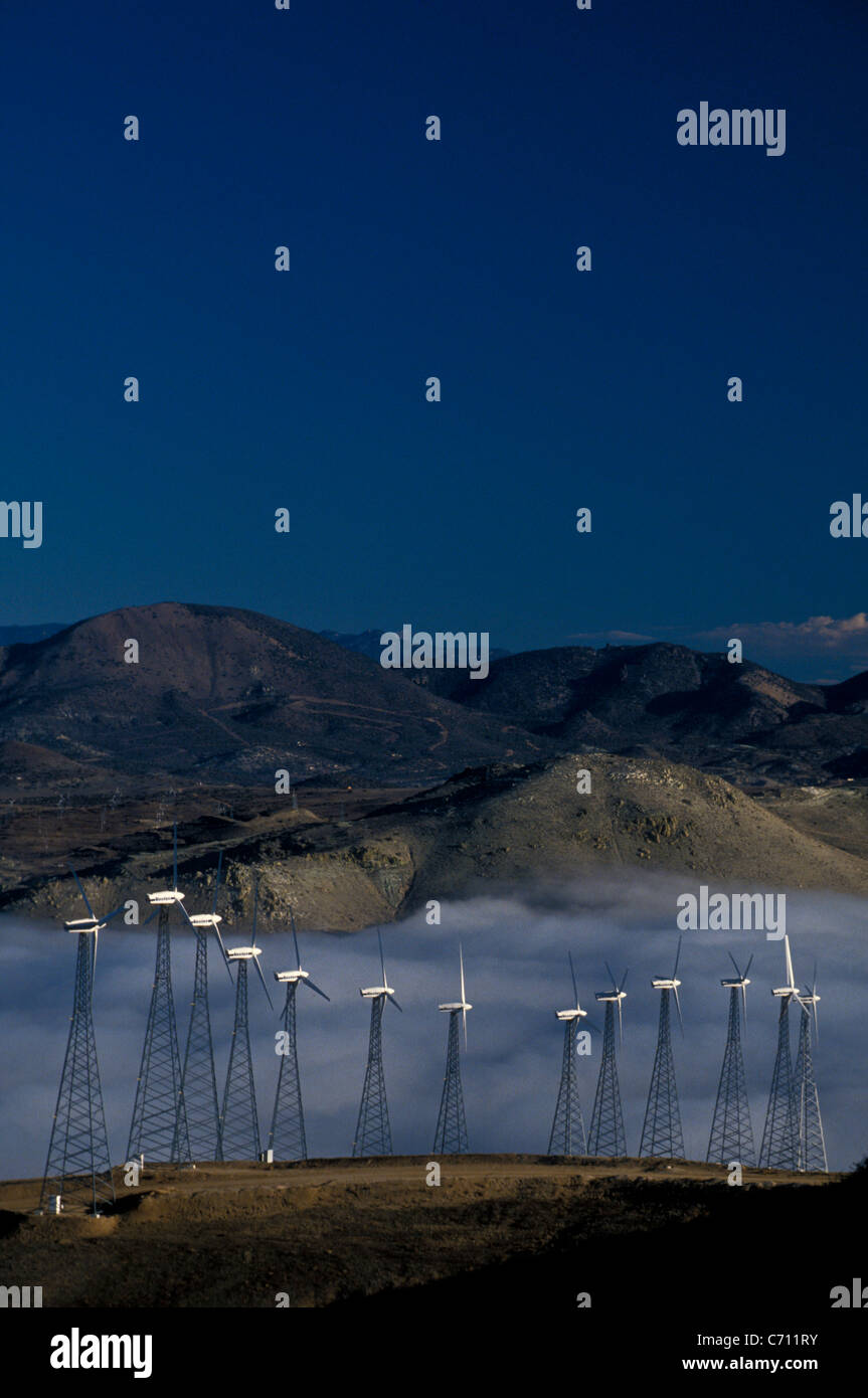 Tehachapi pass wind farm hi-res stock photography and images - Alamy