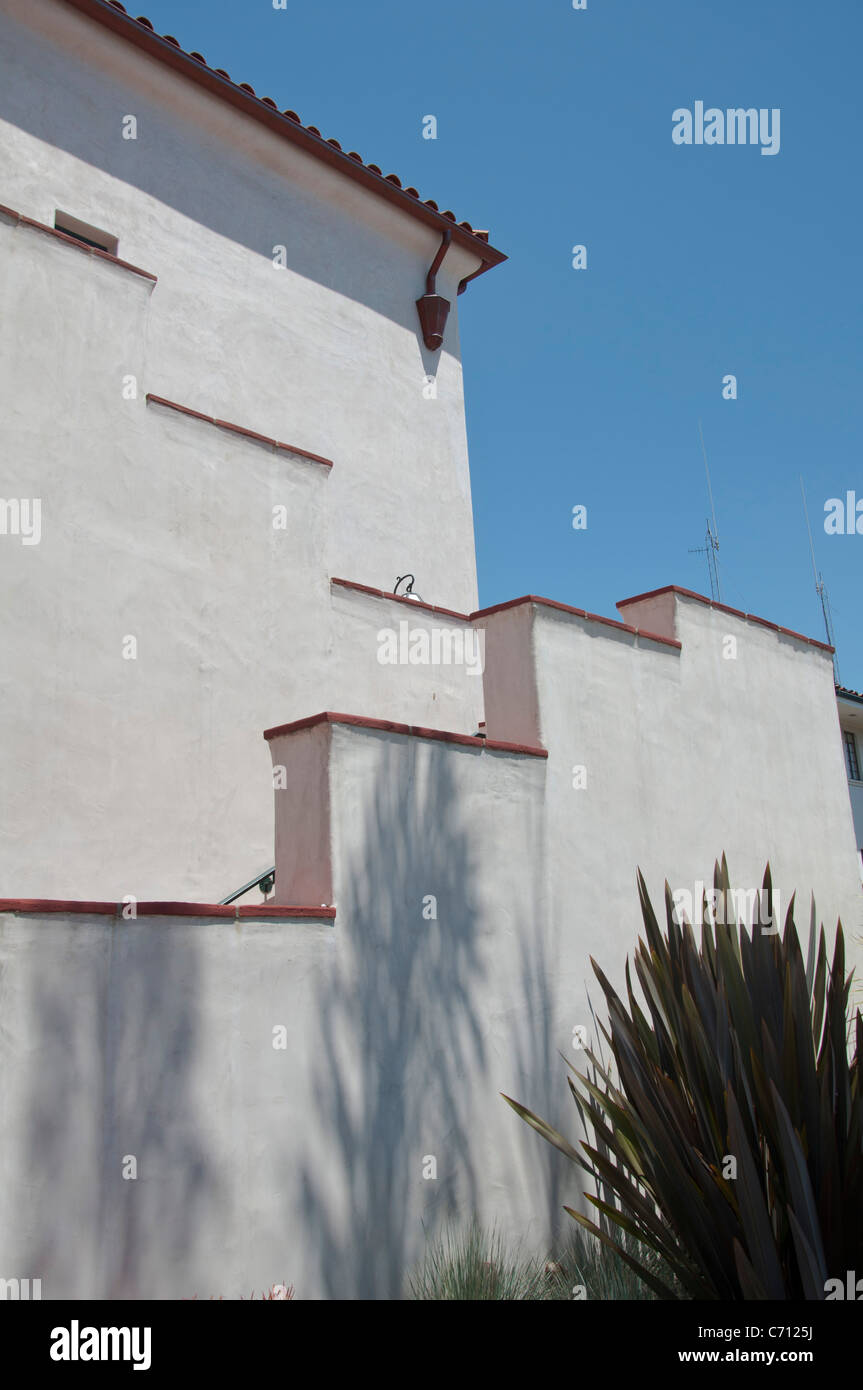 Santa barbara architecture hi-res stock photography and images - Alamy