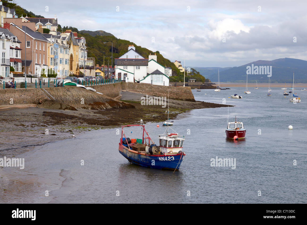 The sea-front t Aberdyfi at the mouth of the estuary of River Dyfi in ...