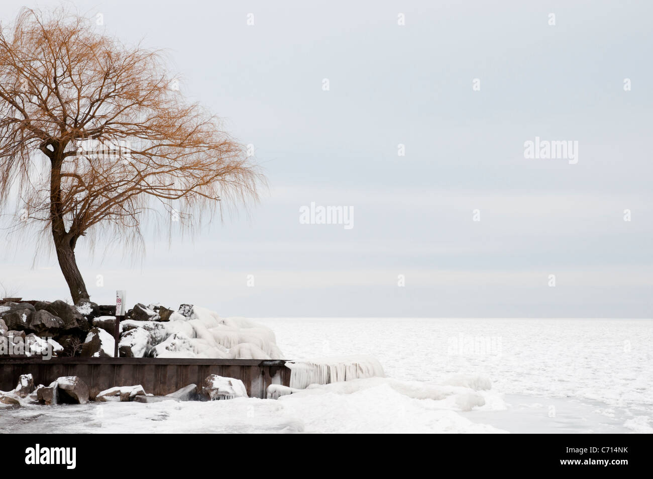 Shores of lake erie hi-res stock photography and images - Alamy