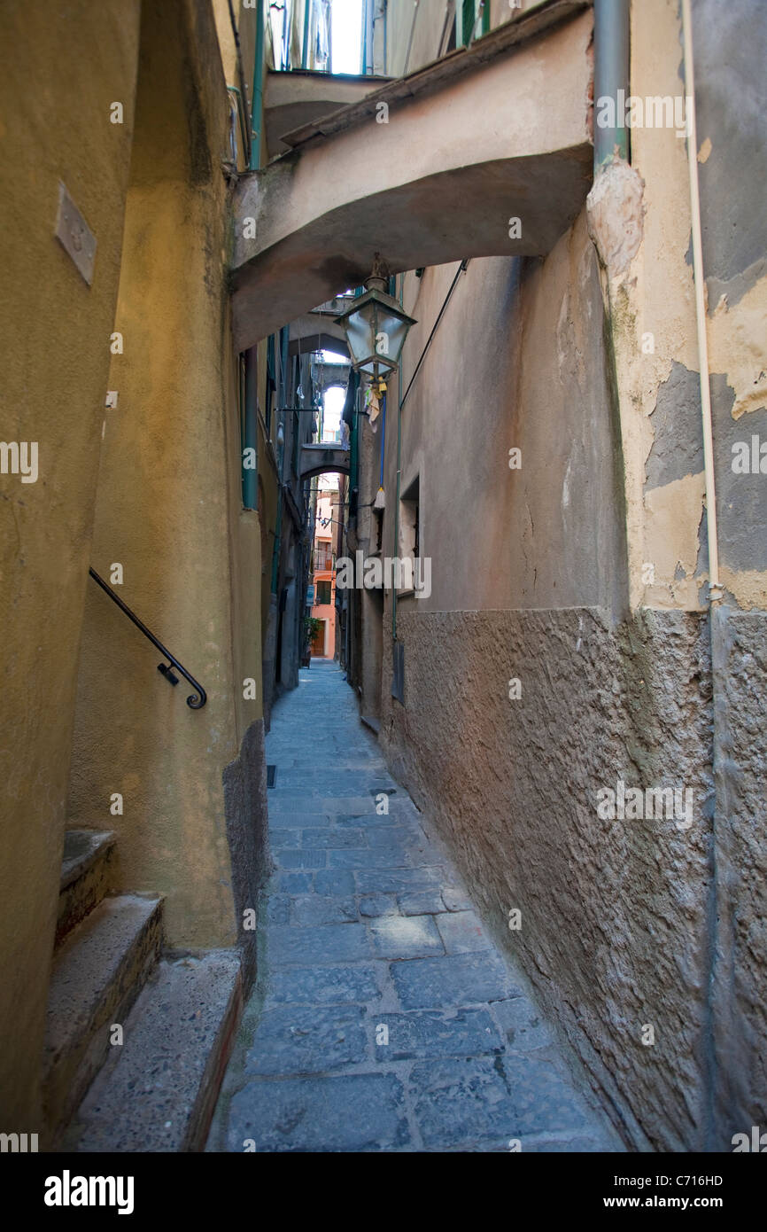 Medieval fishing village hi-res stock photography and images - Alamy