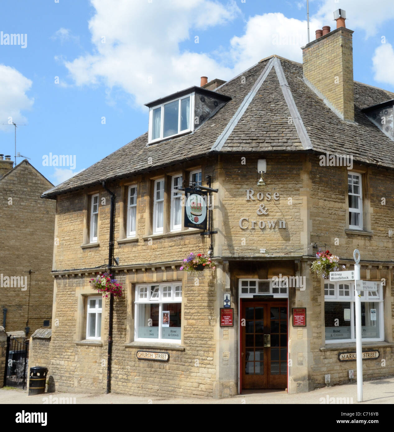 Charlbury hi-res stock photography and images - Alamy