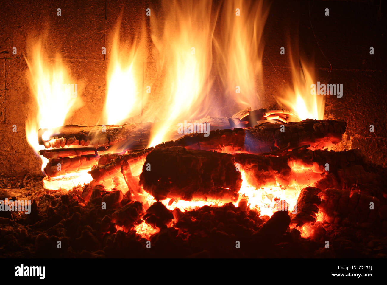 Mesmerizing flames camp fire hi-res stock photography and images - Alamy