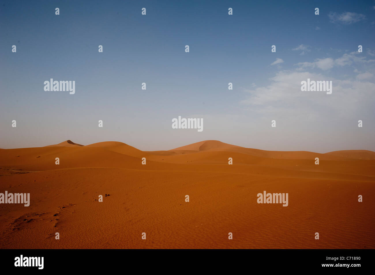 Sahara saharan desertification desert hi-res stock photography and ...