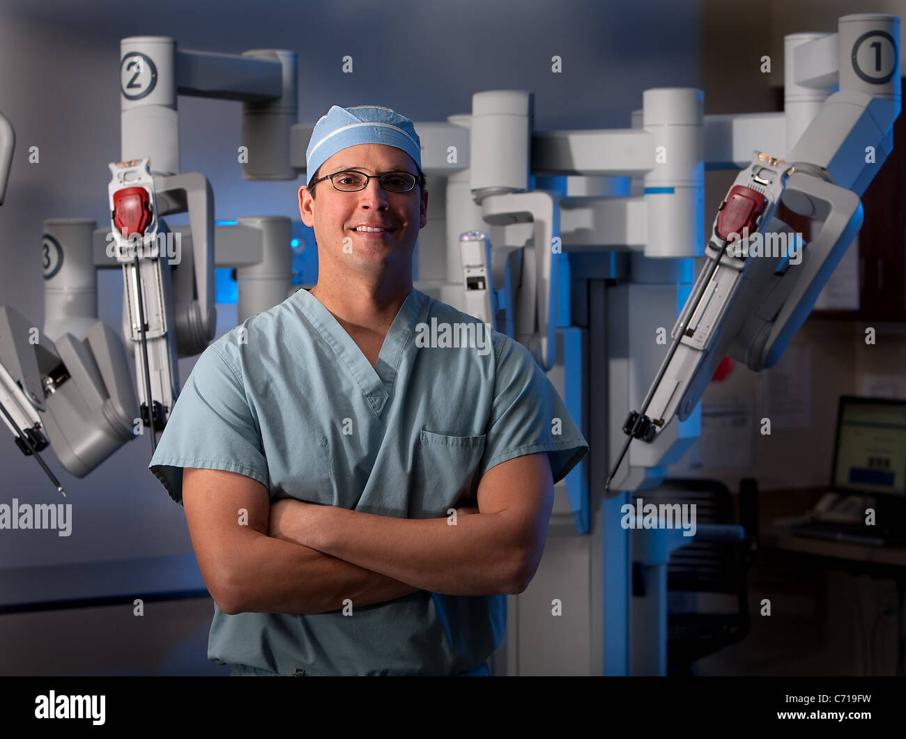 Da vinci surgical hi-res stock photography and images - Alamy