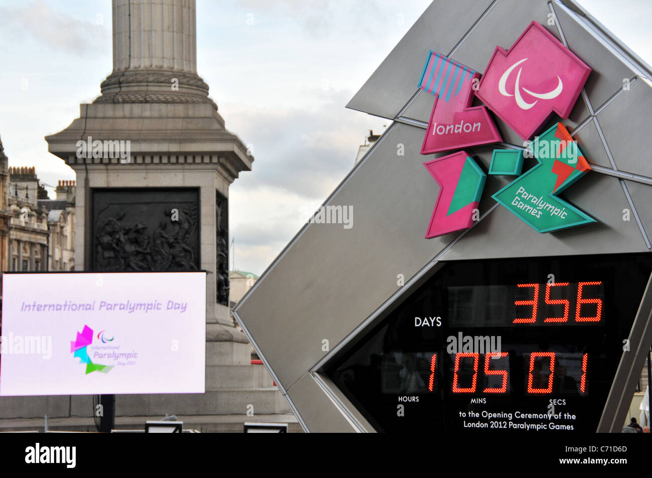Olympic clock London Paralympic Day Trafalgar Square London Olympic ...