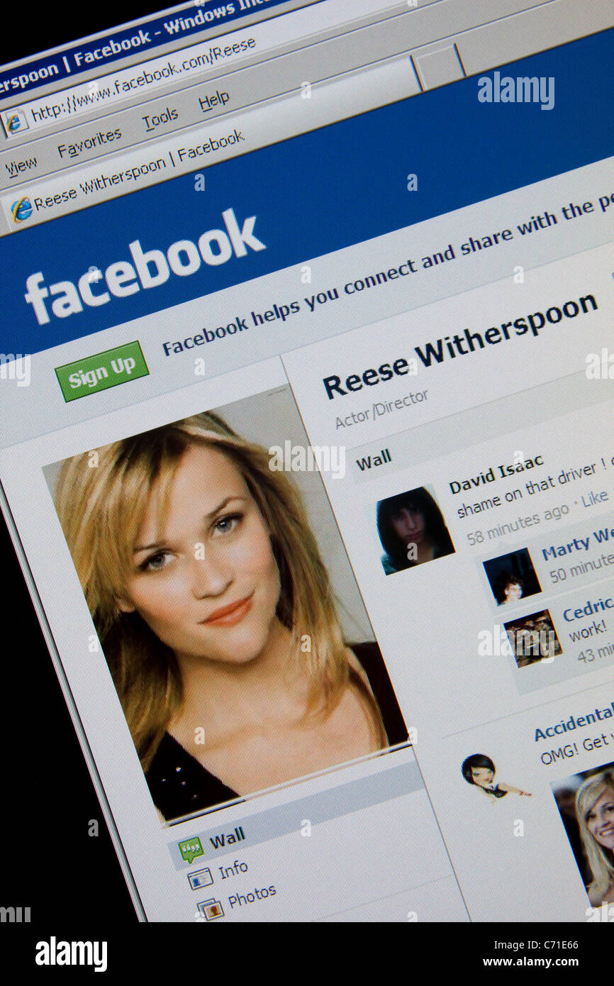 "reese witherspoon" facebook fanpage Stock Photo - Alamy