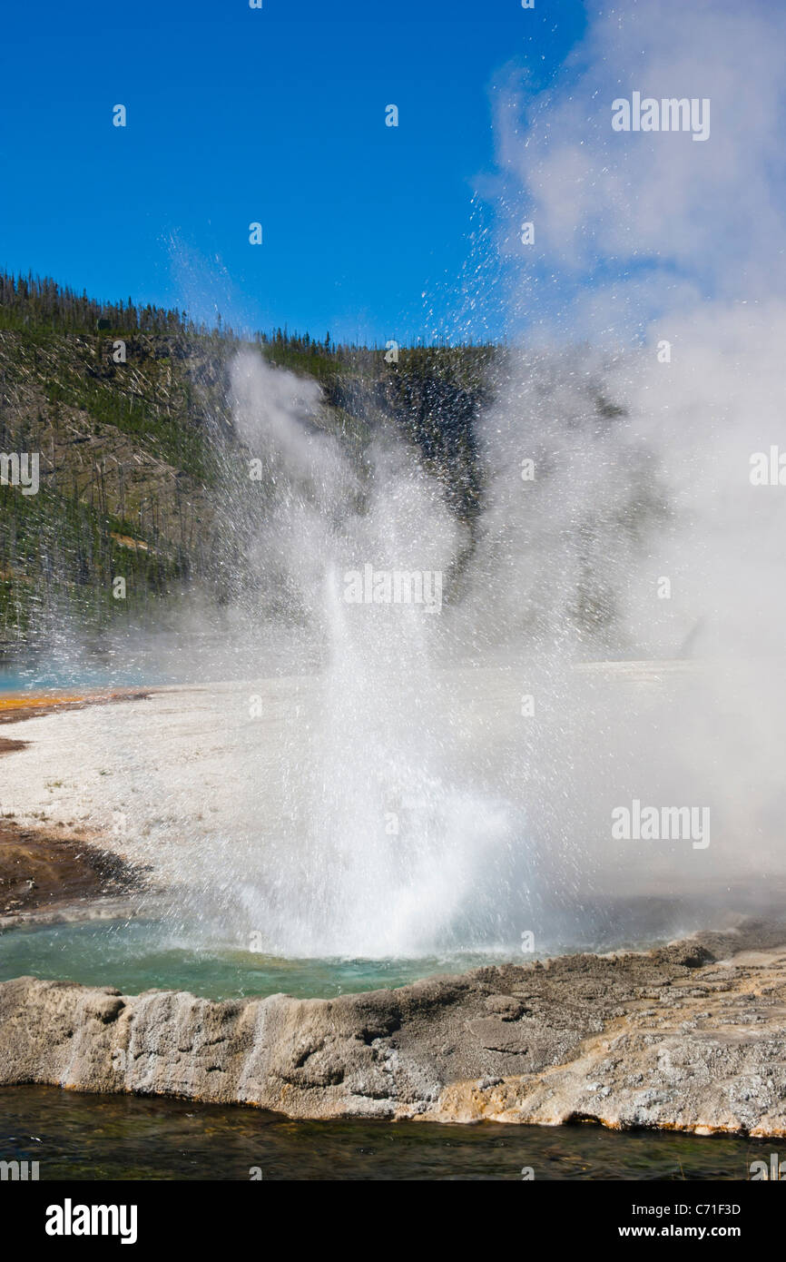 Small geyser erupting hi-res stock photography and images - Alamy